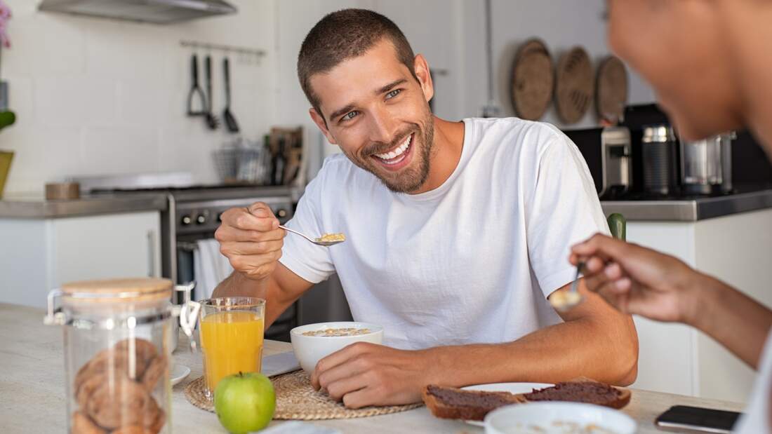 Fastenbrechen: So beendest du das Fasten richtig | MEN'S HEALTH